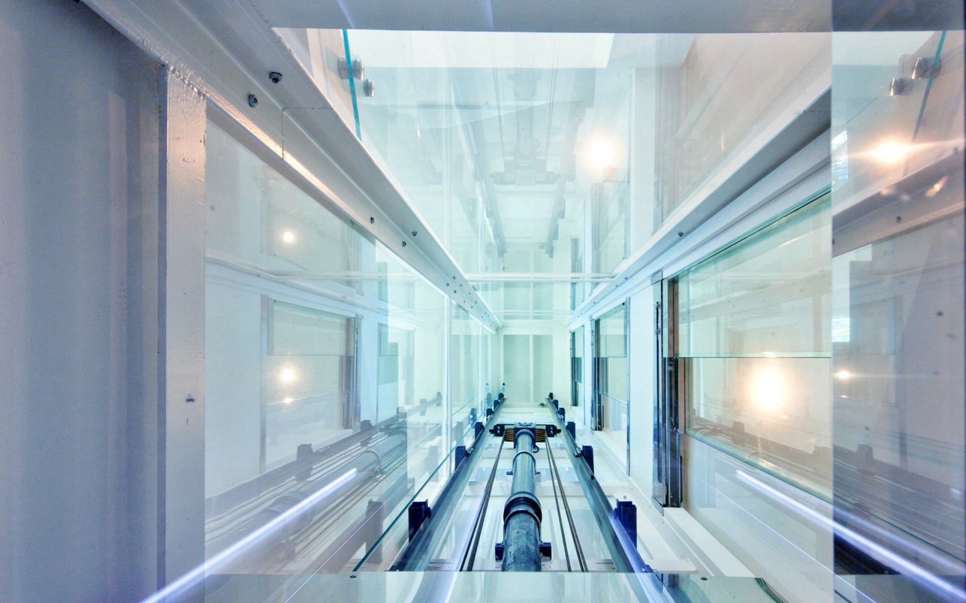 PETERLIFT Windy Osobowe, Domowe, Dźwigi Towarowe montaż serwis Szczecin ...